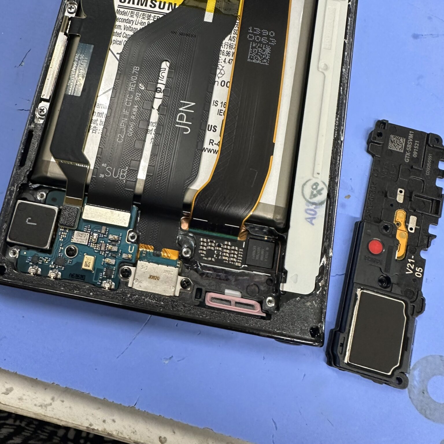 Galaxy Note20 Ultraの修理・分解方法は・・